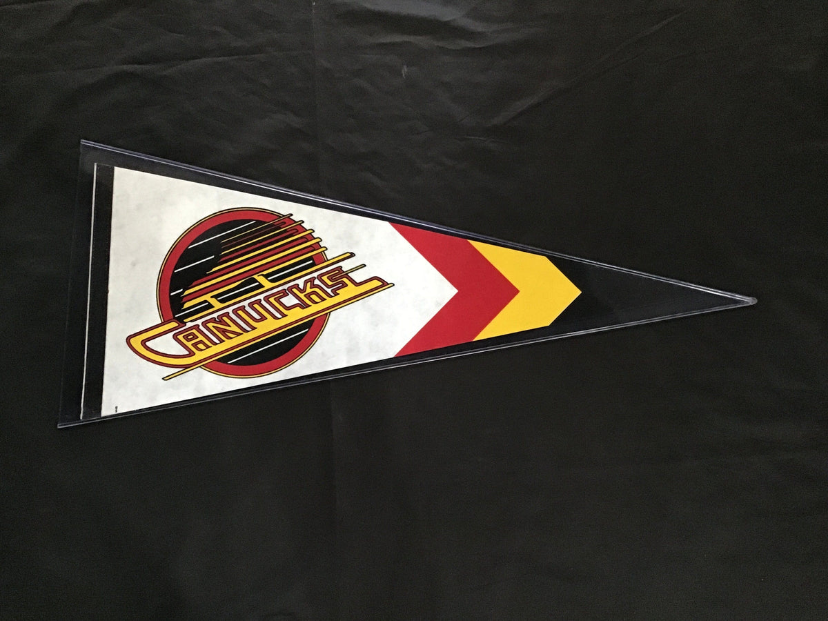 Team Pennant Vintage Hockey Vancouver Canucks – Overtime Sports