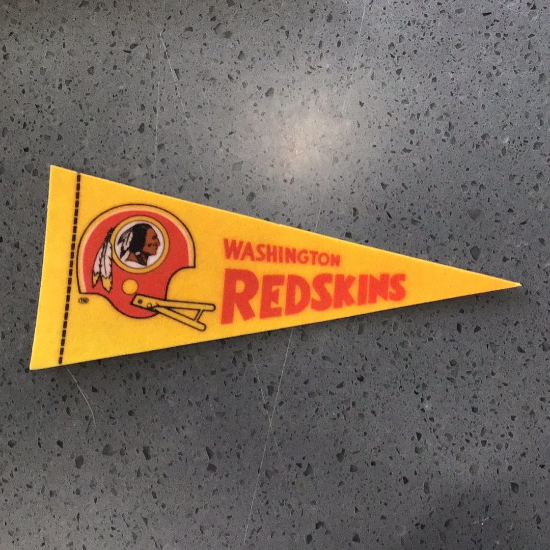 Team Pennant Mini Vintage Football Washington Redskins – Overtime Sports